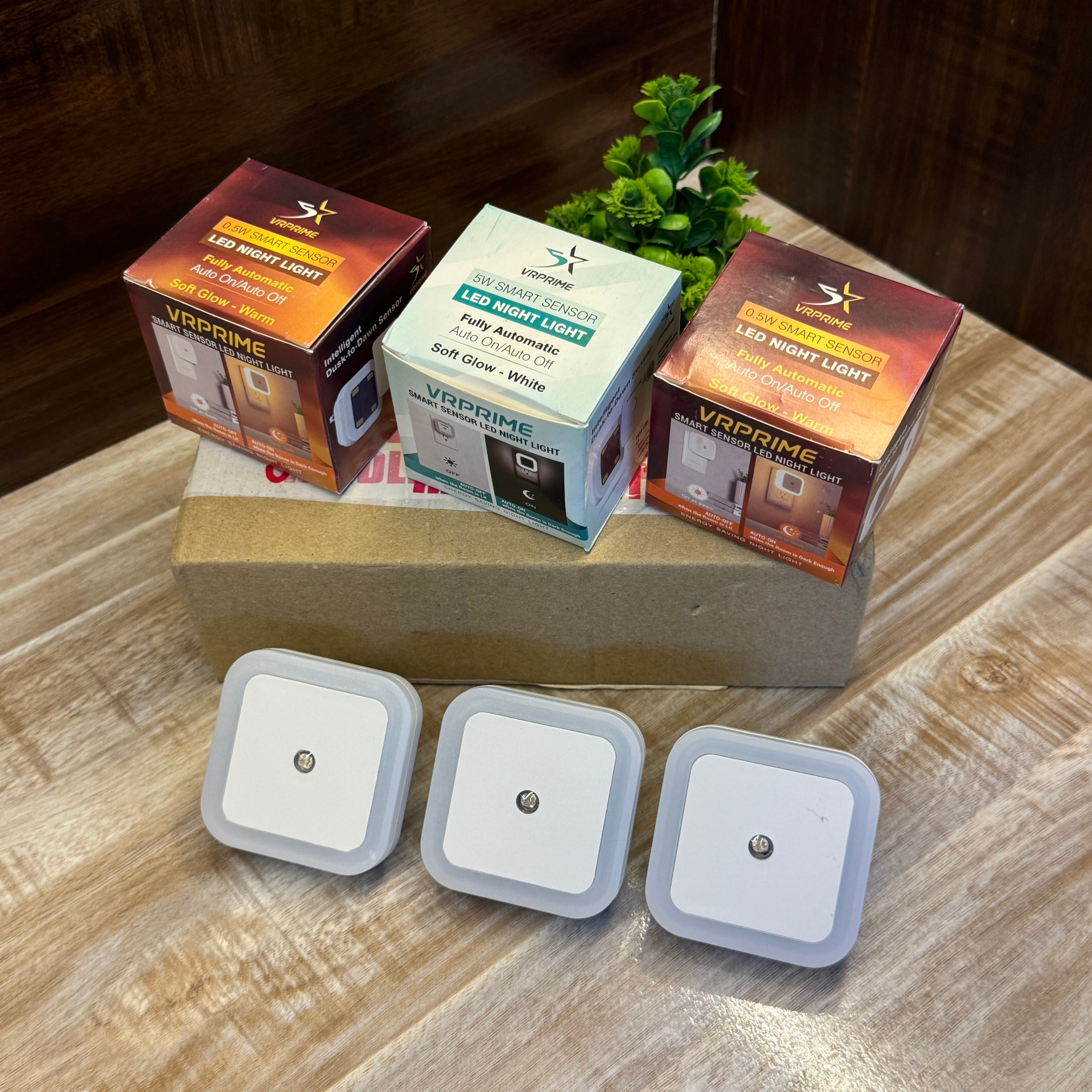 [Pack Of 3] Smart Sensor LED Night Lamp – GreetGood Retail